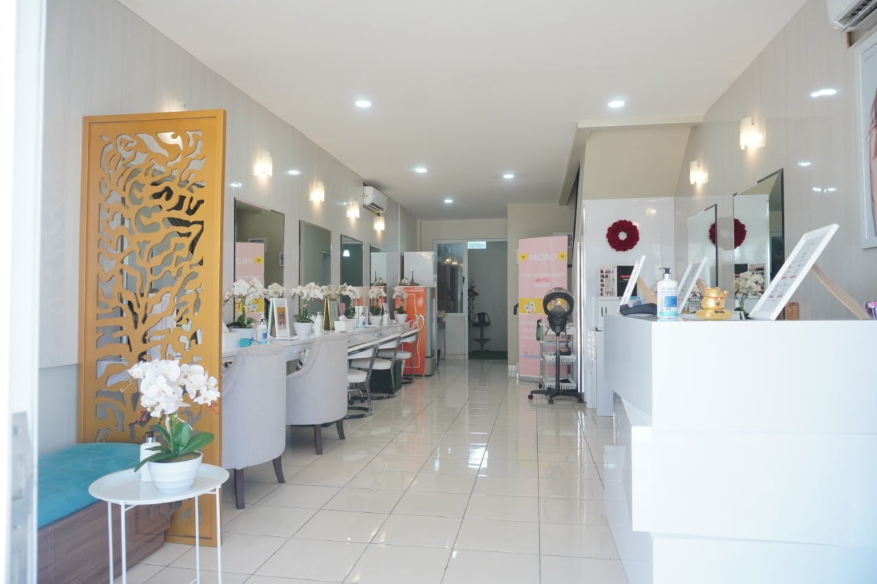 Desain Interior Salon & Spa Madame Ina | Sandinterior